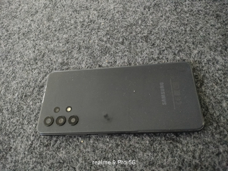 Samsung a32..64 gb