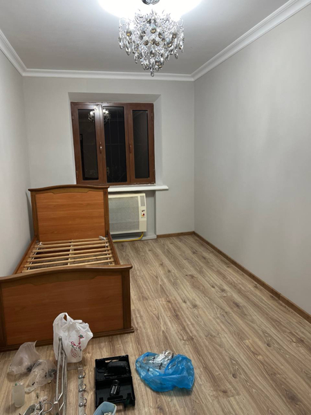 Своя квартира пр: Наваи, ориентир Азиз базар…