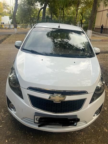 Срочно продам Спарк автомат