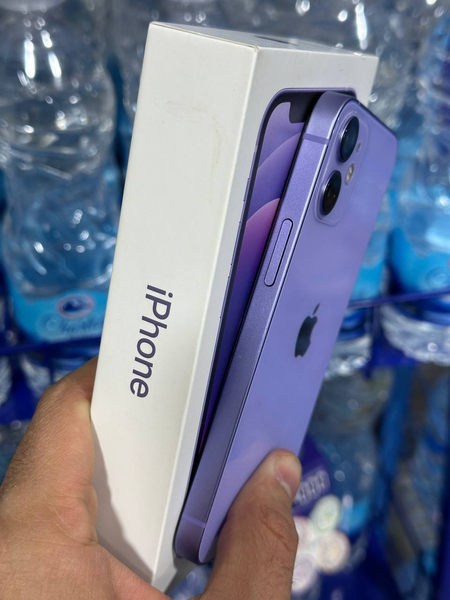 iPhone 12 mini 128 GB сотилади.