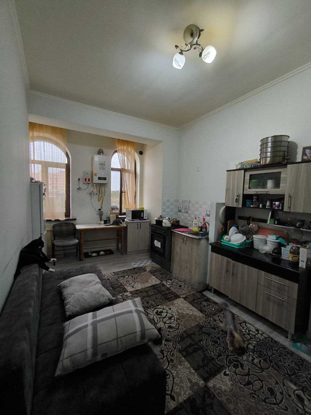Продается квартира паркентский риезий 2/4)4 40м²