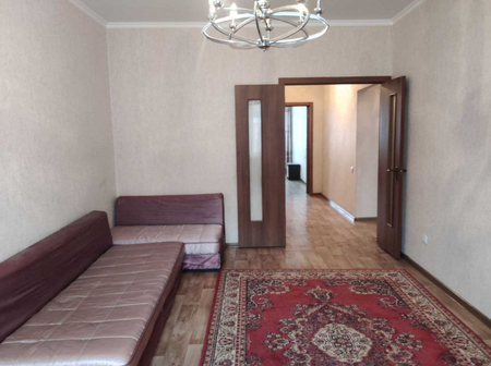 Korasaroy Jomi bozor Чукурсой 2 хона