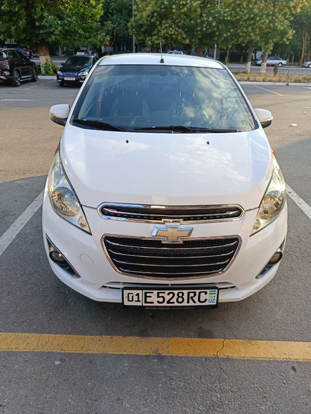 Срочно продам спарк с газам
