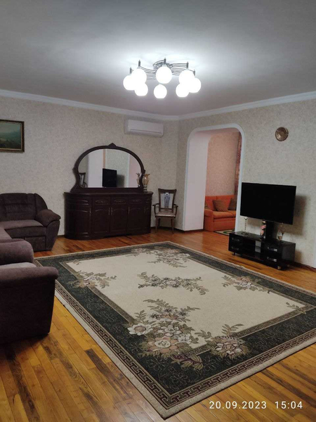 Сдаётся  4/2/4 Банковский дом Первушка, напротив Гламура ID: 54670