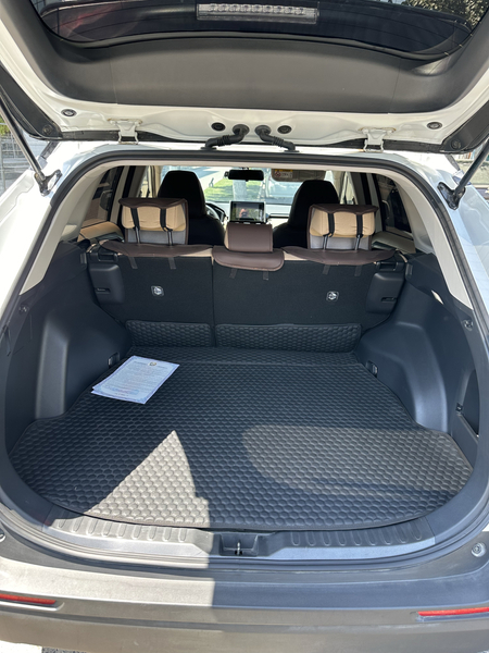 Автомобиль Toyota RAV 4