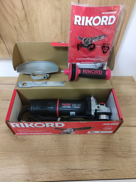 Болгарка новая фирмы RIKORD