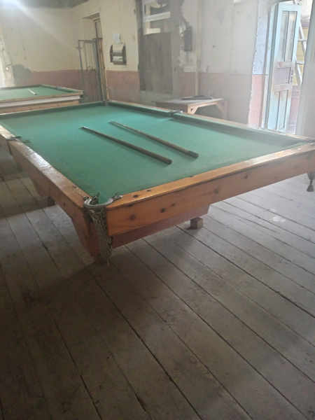 Morozilnik, Morojena oporat, billiard stol