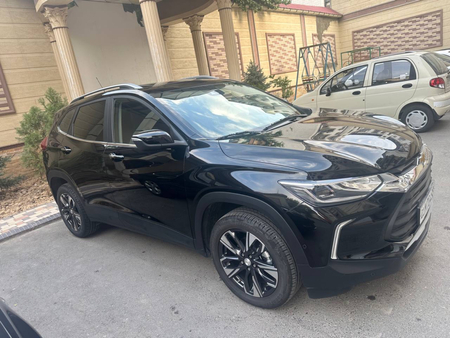 ПРОДАЁТСЯ Tracker premier 2023!