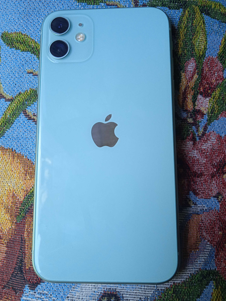 iPhone 11 (128GB) iCloud blocked