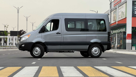 JAC V4 Микроавтобус люкс кожа салон 13 местный