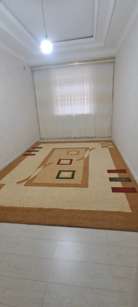 Gilam sotiladi 3×4 2ta