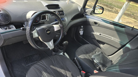 Chevrolet spark 2015
