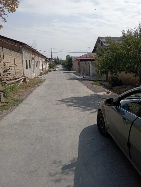 Ер сотилади Зангиота Зиёратгохи якинида