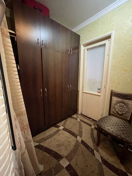 Sergeli tumani Sergeli 2 1 xonali uy sotiladj