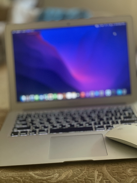 Macbook air 2017 yil
