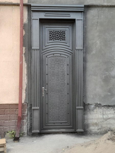 Дарвоза панжаралар