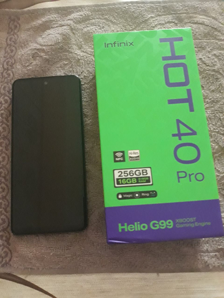 Infinix hot 40 pro