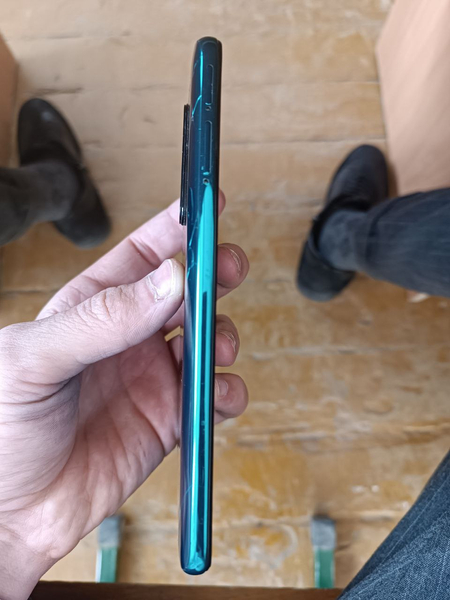 Redmi note 8 pro 6/128 sotiladi