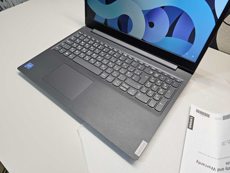 ПРОДАМ Lenovo V15/IGL Офисный Ноутбук Celeron N4020/4GB/256SSD/15.6