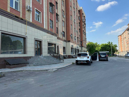 Коробка около Метро Тинчлик 87м2 можно недилое 4м потолок срочно!`