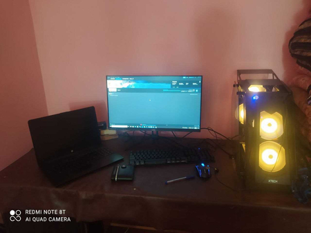 Noutbook HP 4 GB Ram 256 SSD
