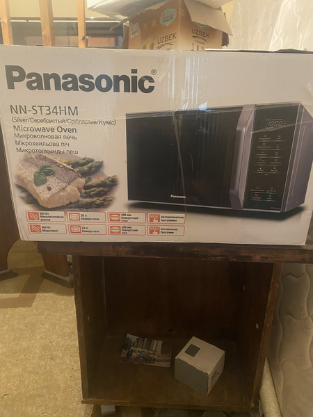 Продаю свою микроволновую печь panasonic новоя в упаковке
