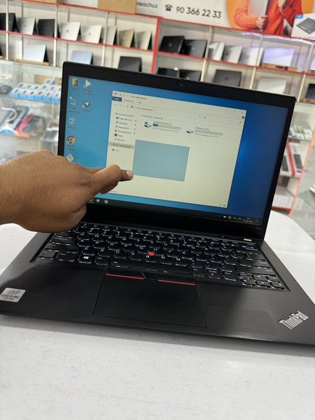 Ekrani sensorlik lenovo thinkpad core i5 keldi 16/512