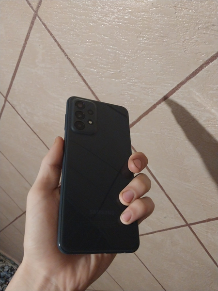 Samsung Galaxy A23 64gb ideal