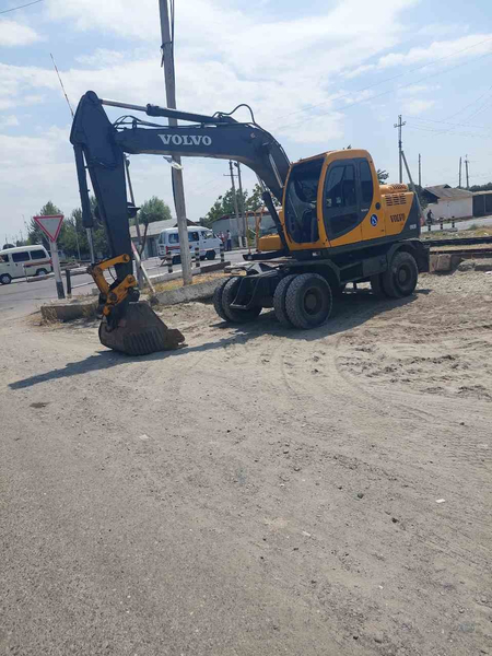 Ekskavator Sotiladi!