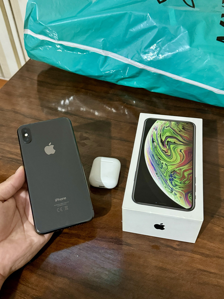 Срочно iPhone Xs Max 512гб Идеал