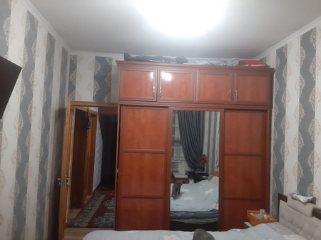 Продам свою квартиру 3 комнатная на 4 этаже,шарк-1 базарчик