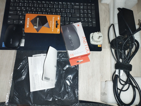Noutbook Lenovo 8/256