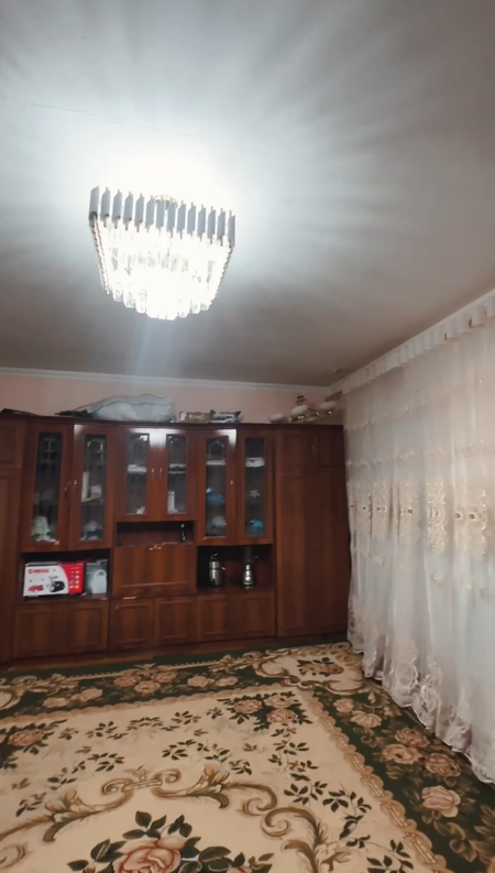 Срочно центрда  квартира сатылыды