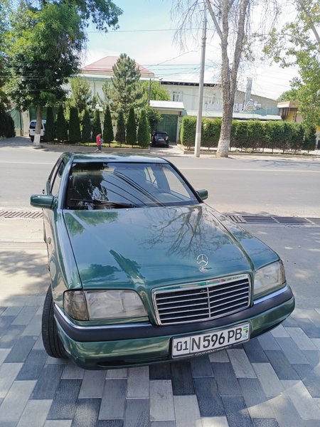 Продам Mercedes Benz c180