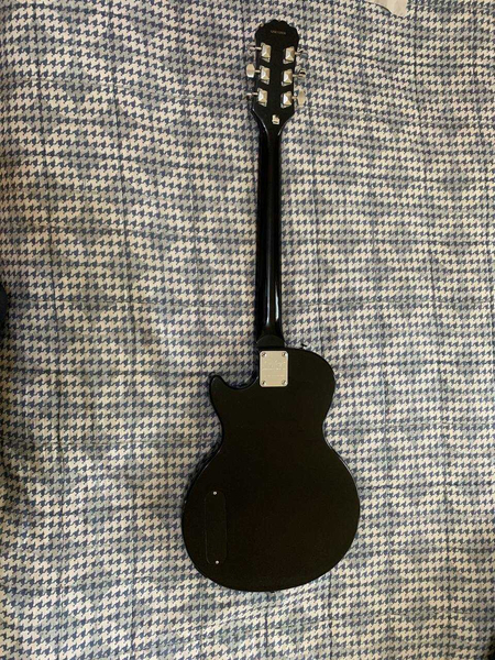 Продам элетрогитару  epiphone junior, формы les paul.