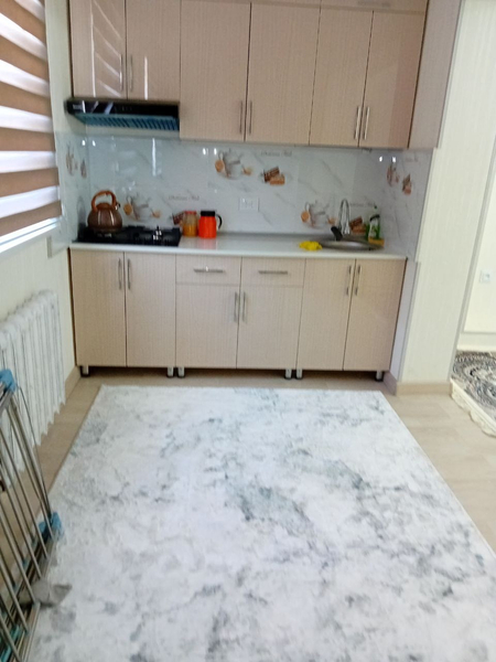 Квартира сотилади 3хона гулзорда