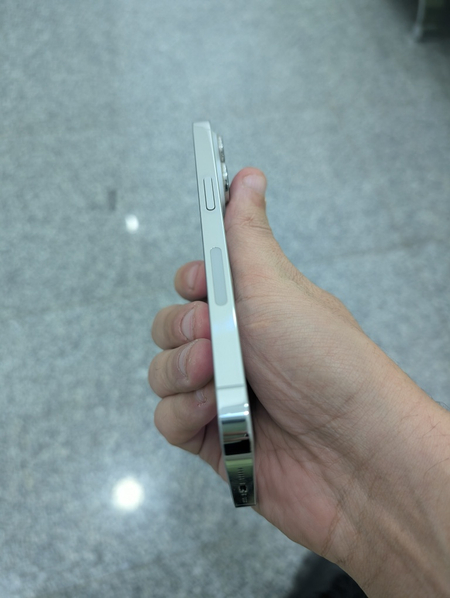 İphone 14 pro yomks 91% idial xolatda ful kanplek