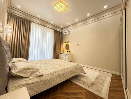 Продам квартиру 3х ком 90м2 ЖК Мухташам ор метро минор