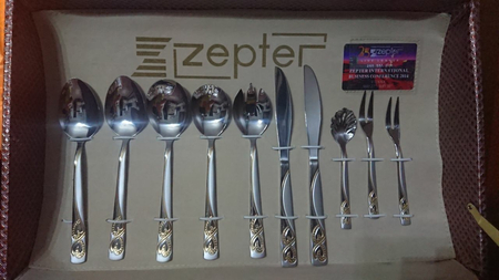 Продам столовый набор Zepter
