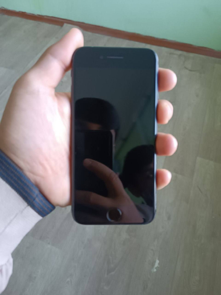 Iphone 8 holati yaxshi