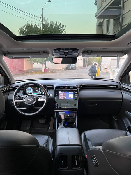 Hyundai tucson full