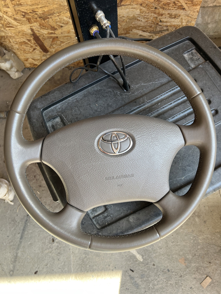 Руль от Toyota prado 120