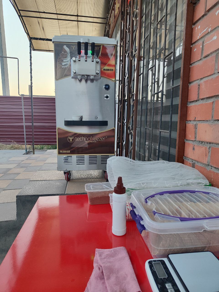 Muzqaymoq apparat