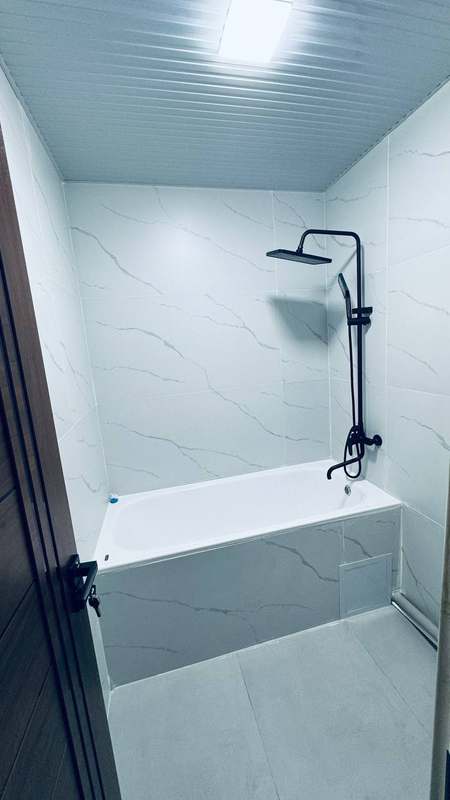 Чиланзар 19 2в3ком 3этаж срочно продам Балкон 1,5*6