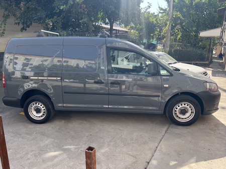 Volkswagen Caddy max gruzavoy sotiladi