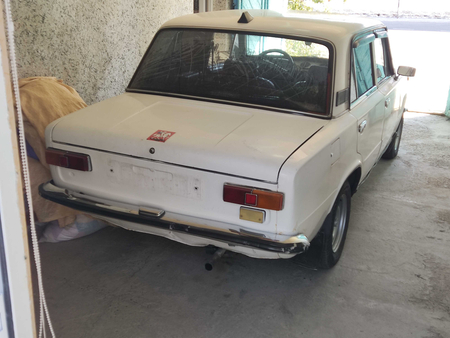 Жигули 2101 ваз автомобиль