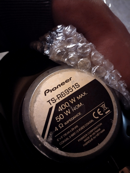 Pioneer 400wat max
