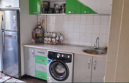 Продада кв.на Бобура 2/4/9 рем.средн.ор-р Рувд