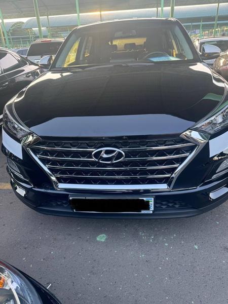 Hyundai tucson sotiladi