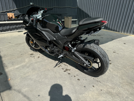 Moto sotiladi 400kub